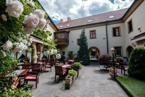 Hotel Octarna (Zlínský kraj, Kromeriz, Tovačovského), otel  Kromeriz'ten