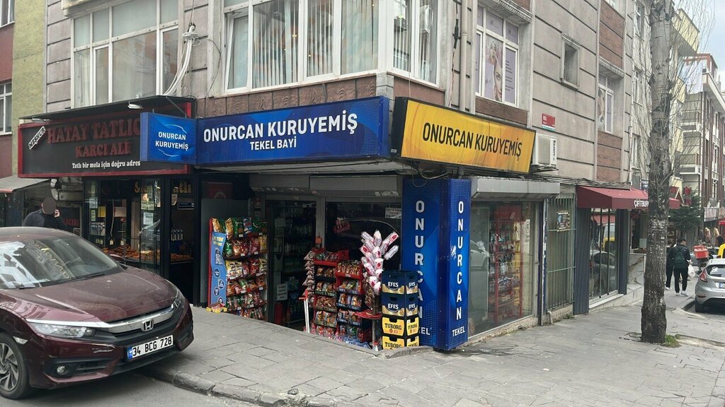 Pazarlar ve çarşılar Onurcan Kuruyemiş, İstanbul, foto