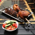 Шашлык в тандыре (Stachki Avenue No:243), kafe  Rostov‑na‑Donu'dan
