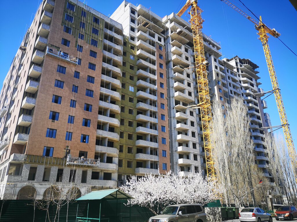 Konut blokları New Yerevan residence compex, Erivan, foto