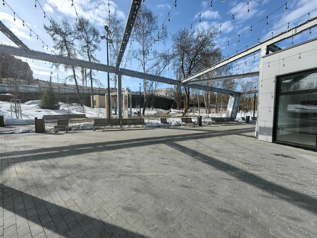 Park, sokak heykeli Сяду на пенёк - съем пирожок, Perm, foto