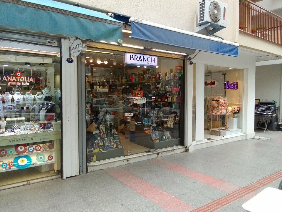 Hediyelik eşya mağazaları Branch by Can, İzmir, foto