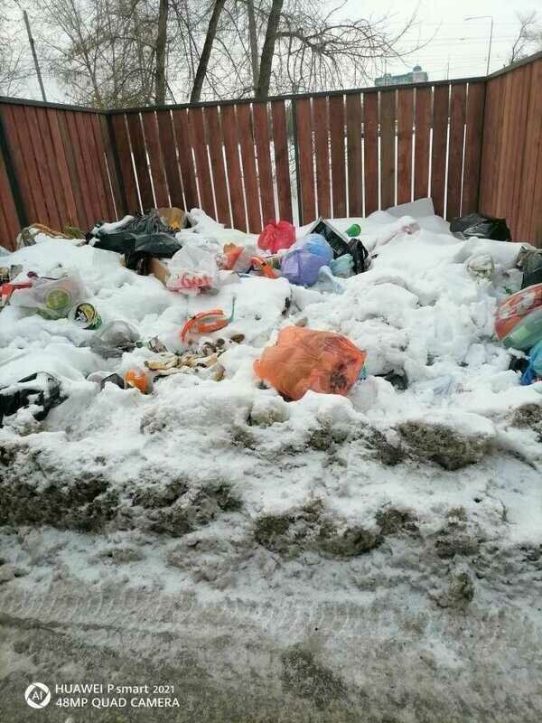 Çöp alanları Trash and garbage disposal area, Saransk, foto