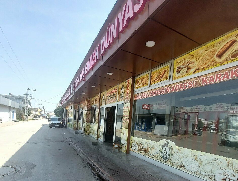 Ekmek fırını Öz Karakuş, Adana, foto