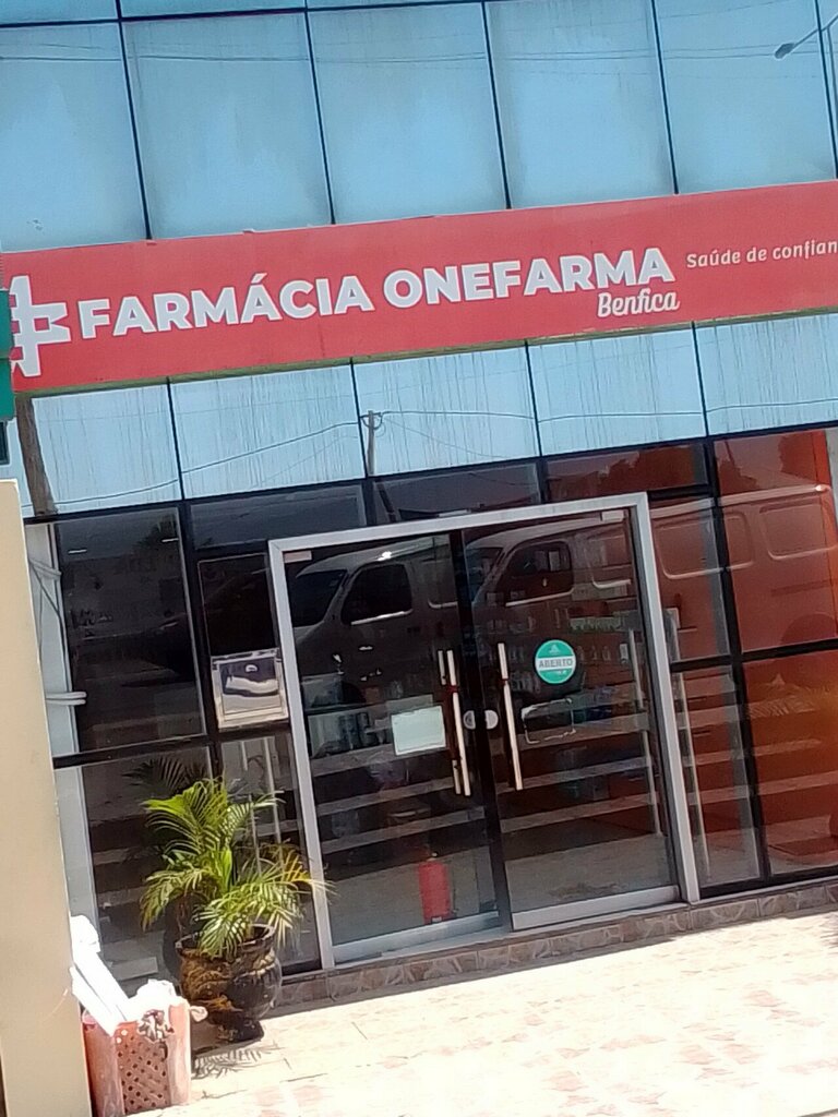 Eczaneler Farmácia Onefarma, Loanda, foto