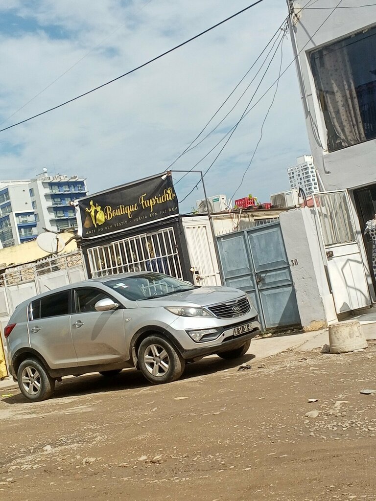Dış giyim mağazası Boutique, Loanda, foto
