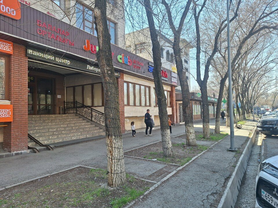 Fitness kulüpleri Iron King, Almatı, foto