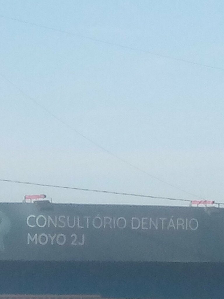 Diş sağlığı poliklinikleri Consultório Dentária Moto 2j, Loanda, foto