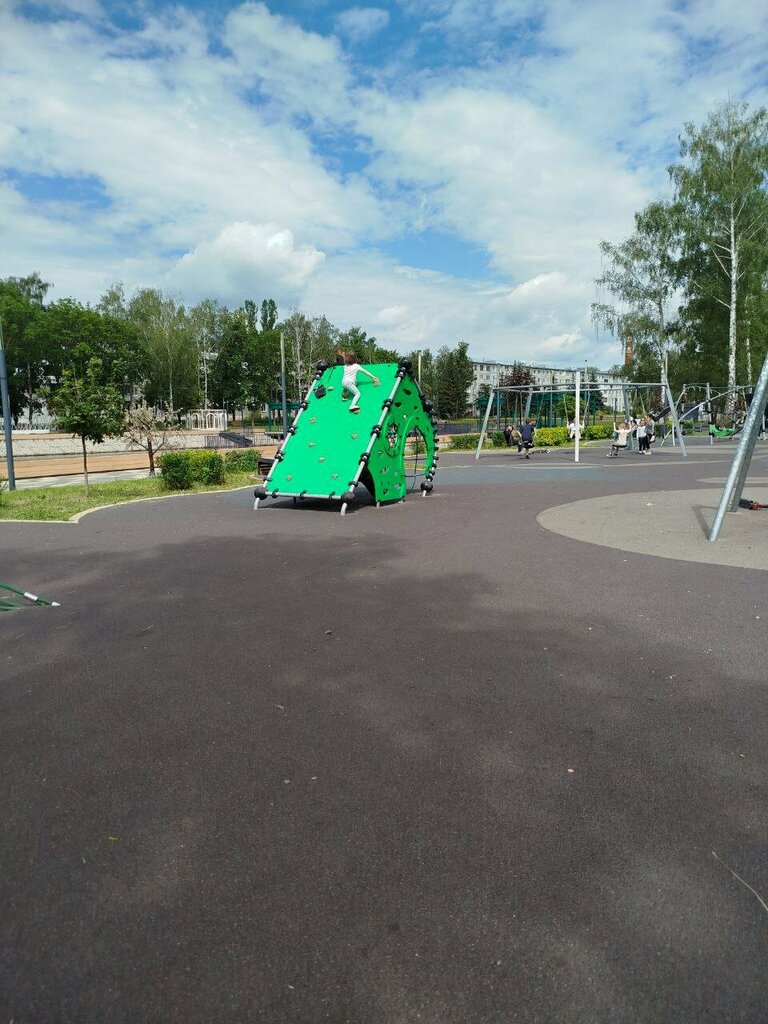 Oyun alanı Playground, Uzlovaya, foto