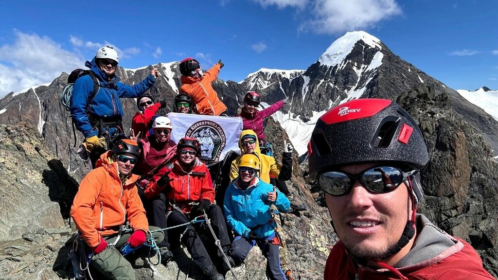 Gençlik merkezi Фабричка, Novosibirsk, foto
