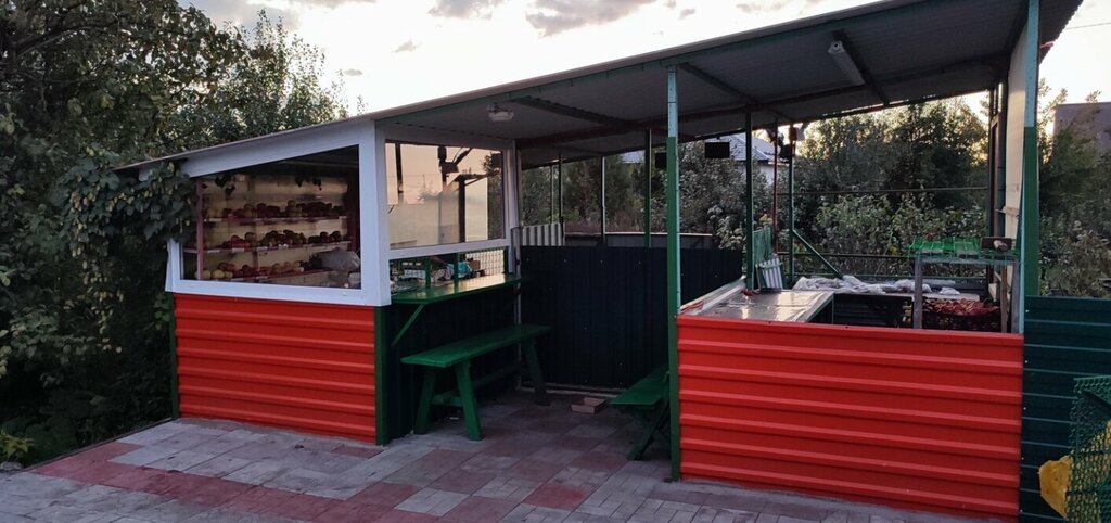 Sera ve bahçe ürünleri Krestyanskoye Khozyaystvo Orekhova, Altayski krayı, foto