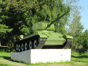 Teknoloji anıtı Танк Т-34, Belozersk, foto