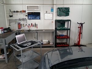 ШатоАвто (Burgas Region, Pomorie, Town of Aheloy, ulitsa Yelkhovo), otomobil servisi  Aheloy'dan