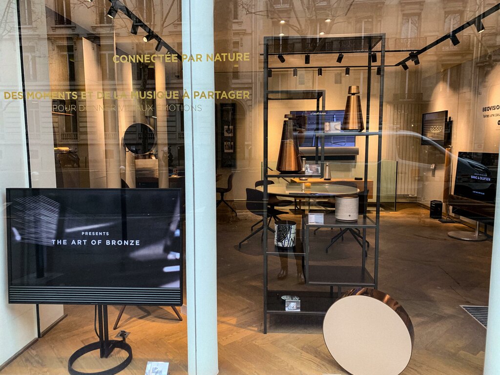 Elektronik eşya mağazaları Bang & Olufsen, Paris, foto
