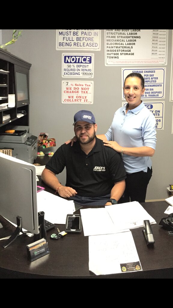 Oto kaporta Jorge's Paint & Body Shop, Florida Eyaleti, foto