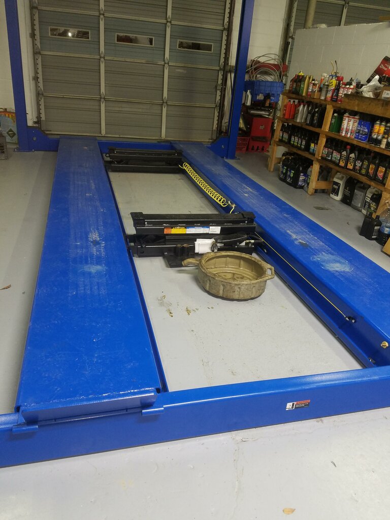 Otomobil kliması firmaları Luis Auto Repair, Kuzey Carolina Eyaleti, foto
