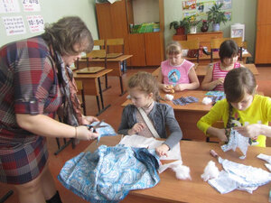 Заволжская городская библиотека (Komsomolskaya ulitsa No:2А), kütüphaneler  Zavoljsk'tan