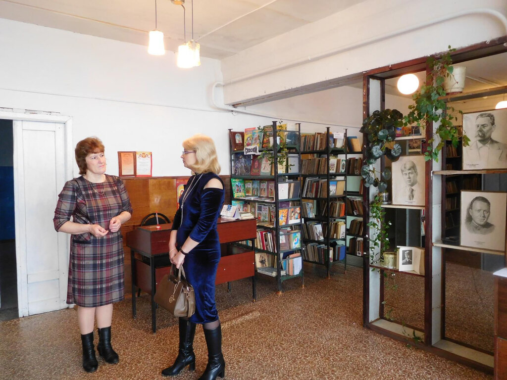 Kütüphaneler Вишневская сельская библиотека, Voronejskaya oblastı, foto