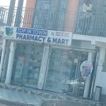 Top in Town (Otu Adzin Road No:2, Lashibi), eczaneler  Gana'dan