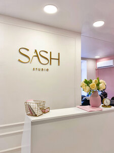 Sash Studio (улица Пошивальникова No:52А), kaş ve kirpik salonu  Kerç'ten