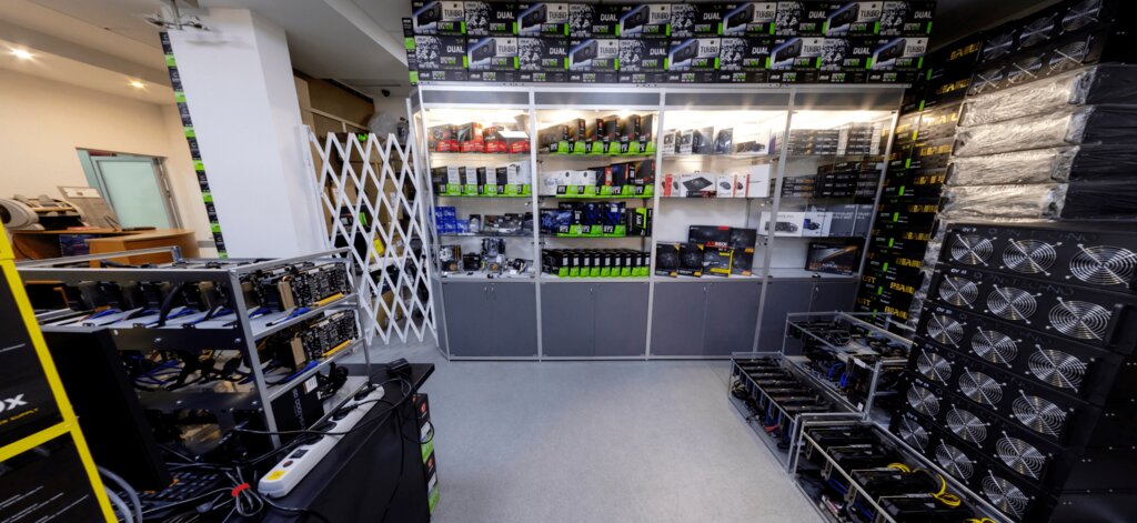 Bilgisayar aksesuarları Hardvar, Saint‑Petersburg, foto