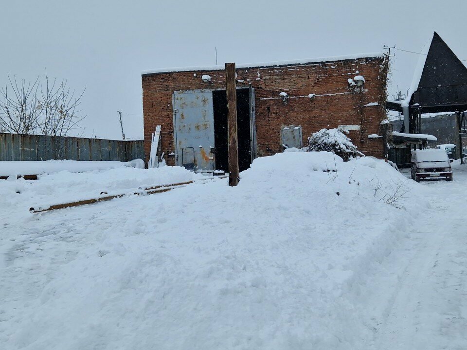 Geri dönüşüm maddeleri Пункт приёма вторсырья, Öskemen (Ust‑Kamenogorsk), foto