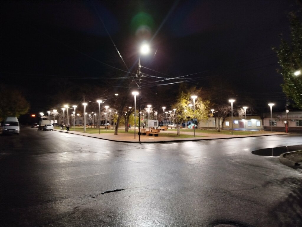 Turistik yerler Университетская площадь, Makhachkala, foto