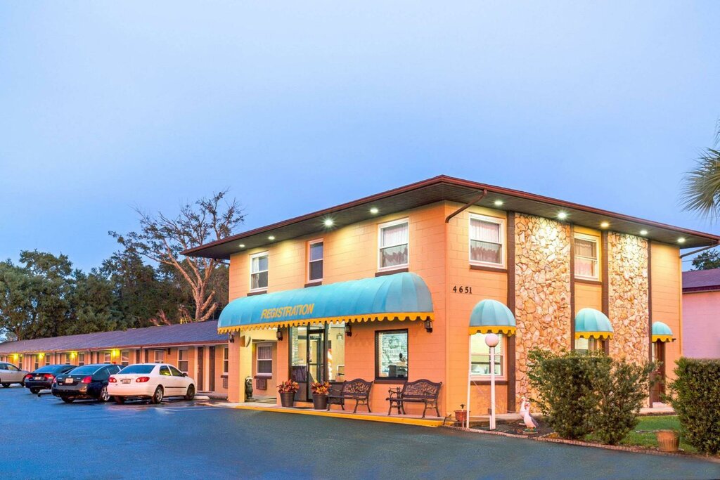 Otel Knights Inn Kissimmee, Orlando, foto
