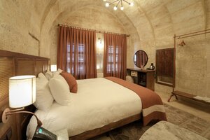 Henna Hotel (Nevşehir, Nevşehir Merkez, Göreme Beldesi, Aydınlı-Orta Mah., Konak Sok., 2), otel  Nevşehir'den