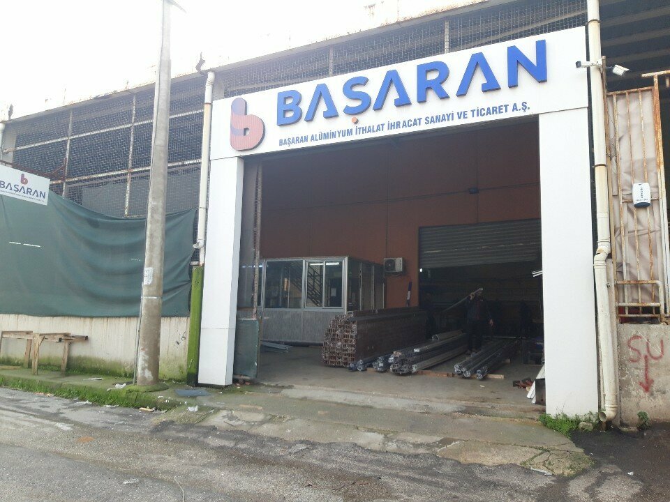 Alüminyum doğrama Başaran Alüminyum ve Toz Boya, İzmir, foto