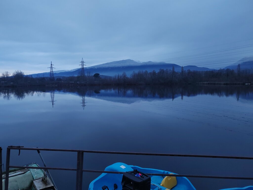 Konuk evi Гостевой дом у озера Наала, Pitsunda, foto