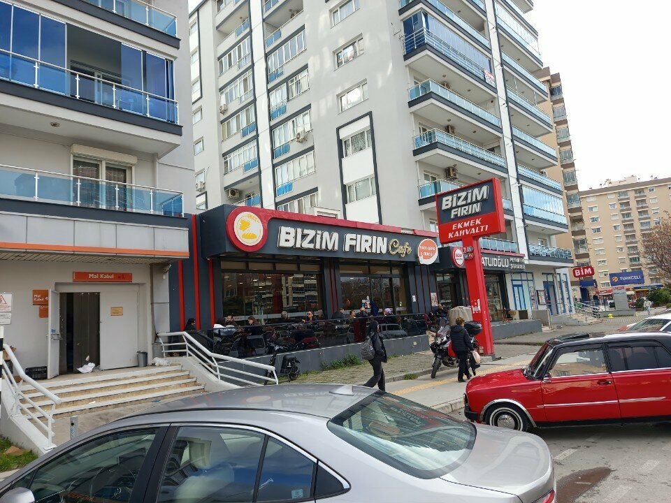 Ekmek fırını Bizim Fırın Cafe, İzmir, foto