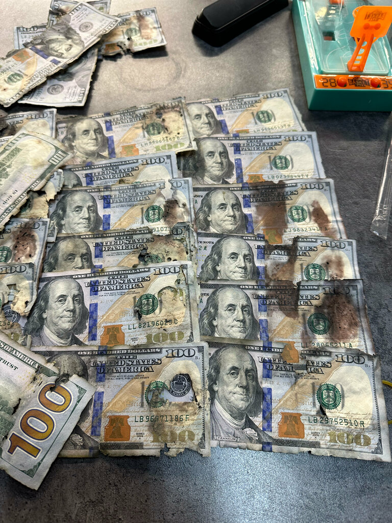 Döviz büroları Ветхие деньги РФ, Moskova, foto