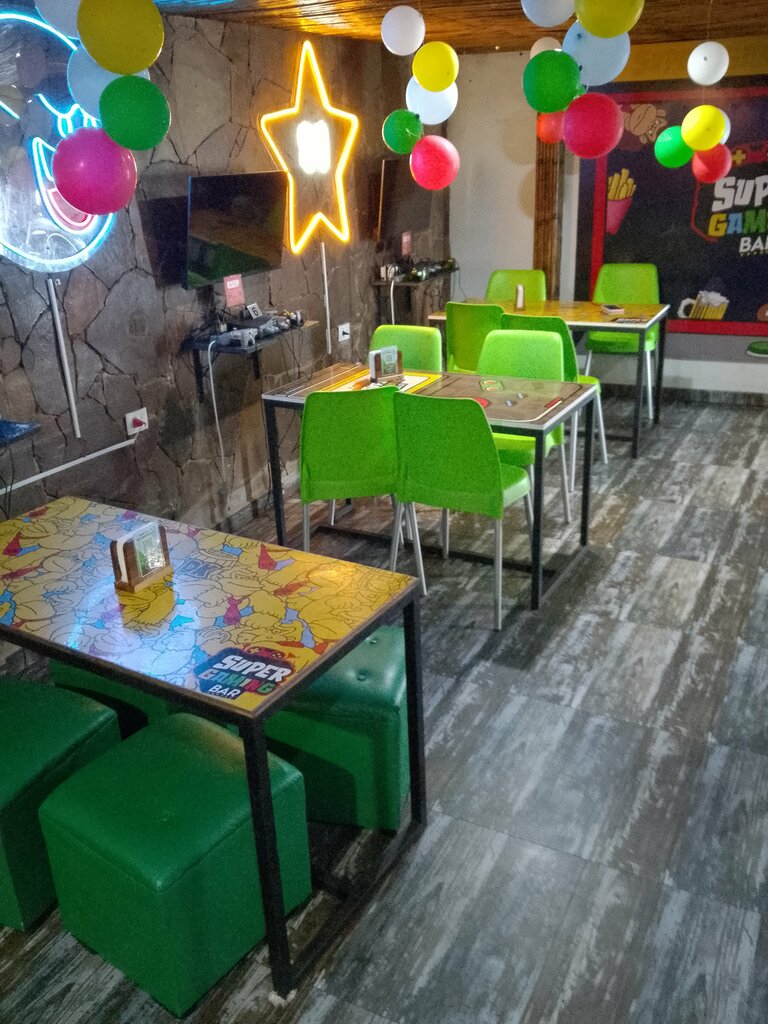 Bar Súper Gaming Bar, Santa‑Krus, foto