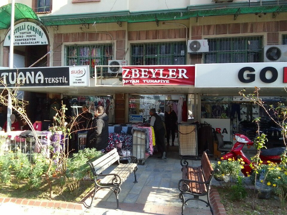 Giyim mağazası Bozbeyler Toptan Tuhafiye, İzmir, foto