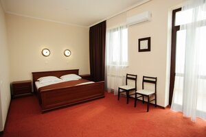 Erpan (Алупкинское шоссе No:5Б, посёлок городского типа Гаспра), otel  Kırım Cumhuriyeti'nden