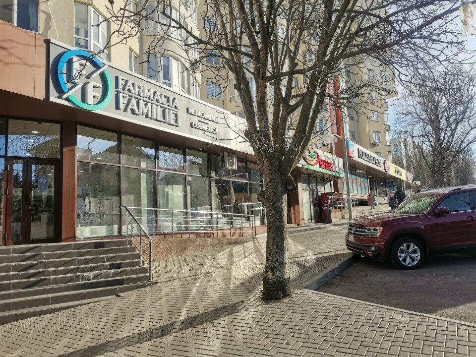 Eczaneler Farmacia Familiei, Kişinev, foto