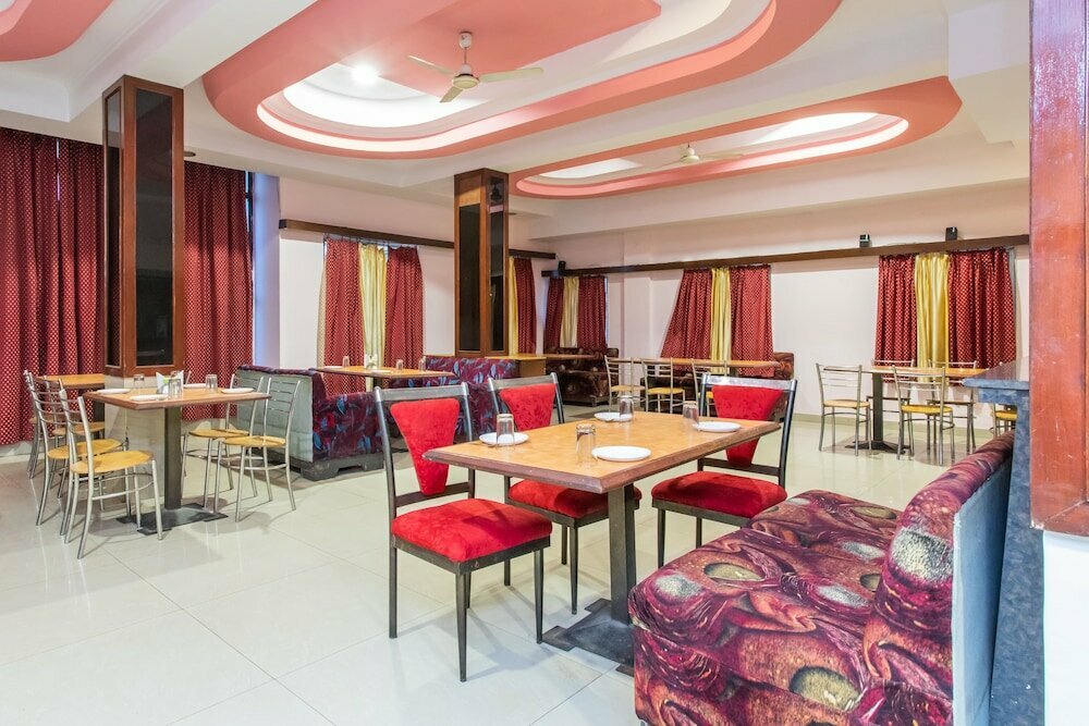 Otel Oyo 25042 Vikramaditya Hotel, Madhya Pradeş, foto