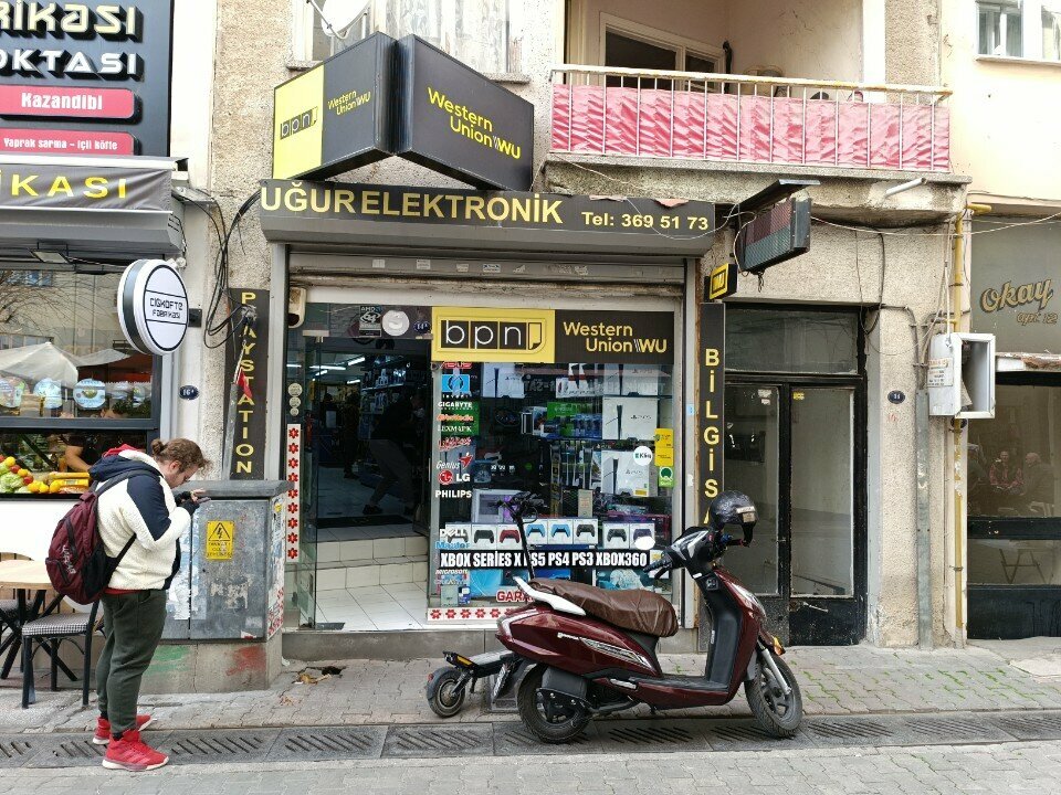 Elektronik cihaz ve parça firmaları Uğur Elektronik, İzmir, foto