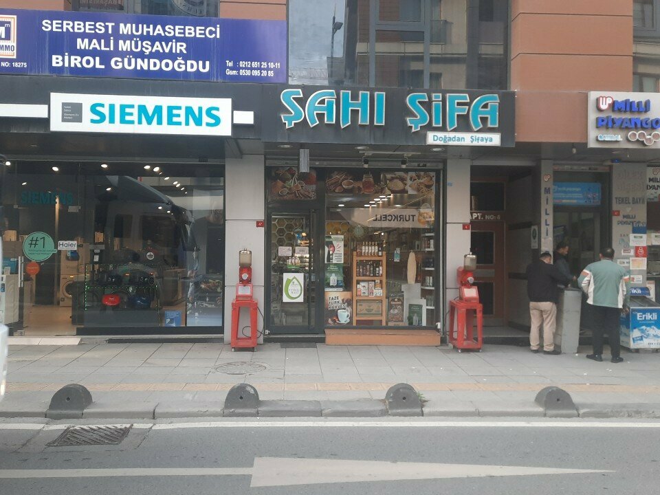 Besin takviyesi, aktariye Şahı Şifa, İstanbul, foto