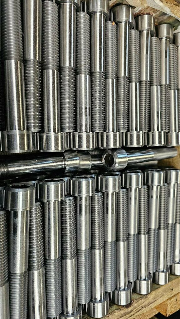 Montaj ekipmanları Makoto Tuning, Moskova, foto