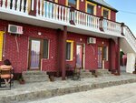 June (Nagorny pereulok No:18, stanitsa Golubitskaya), otel  Krasnodarski krayından