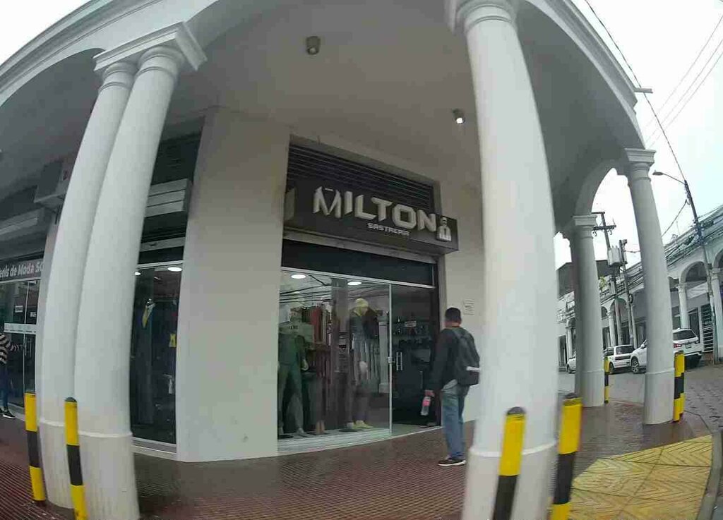 Terziler Milton, Santa‑Krus, foto