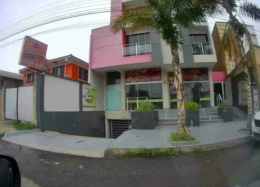 Restoran Faroles Chicken, Cochabamba, foto