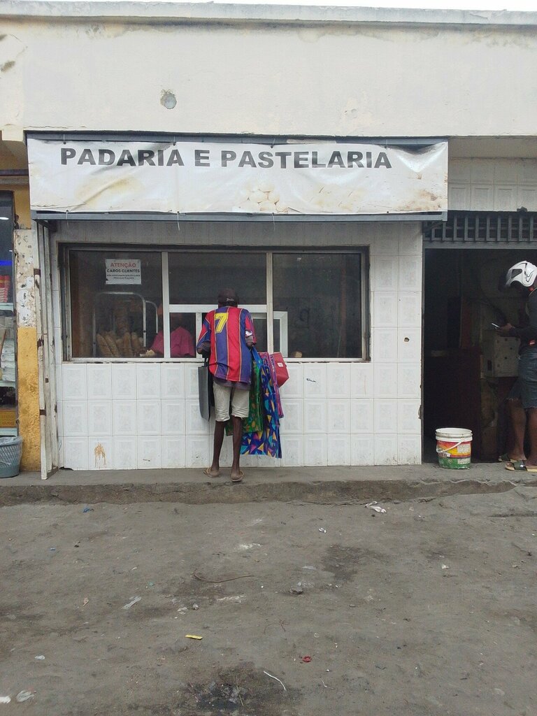 Ekmek fırını Padaria E Pastelaria, Loanda, foto