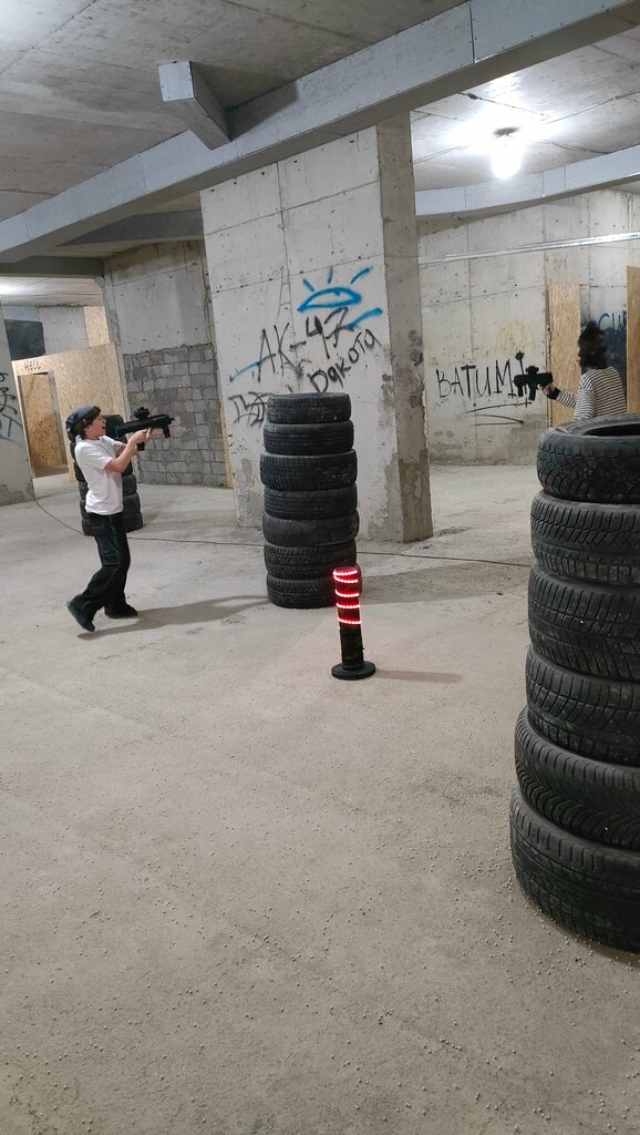 Çocuklar için kutlama organizasyonları Лазертаг, Batum, foto
