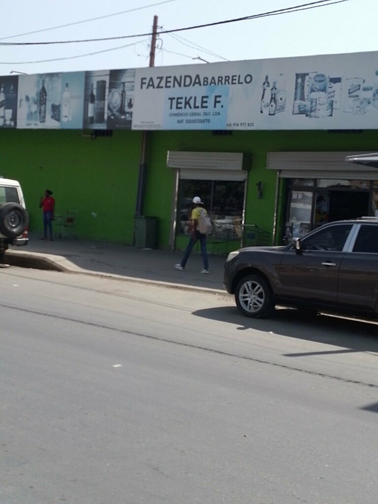 Süpermarket Fazenda barrelo, Loanda, foto