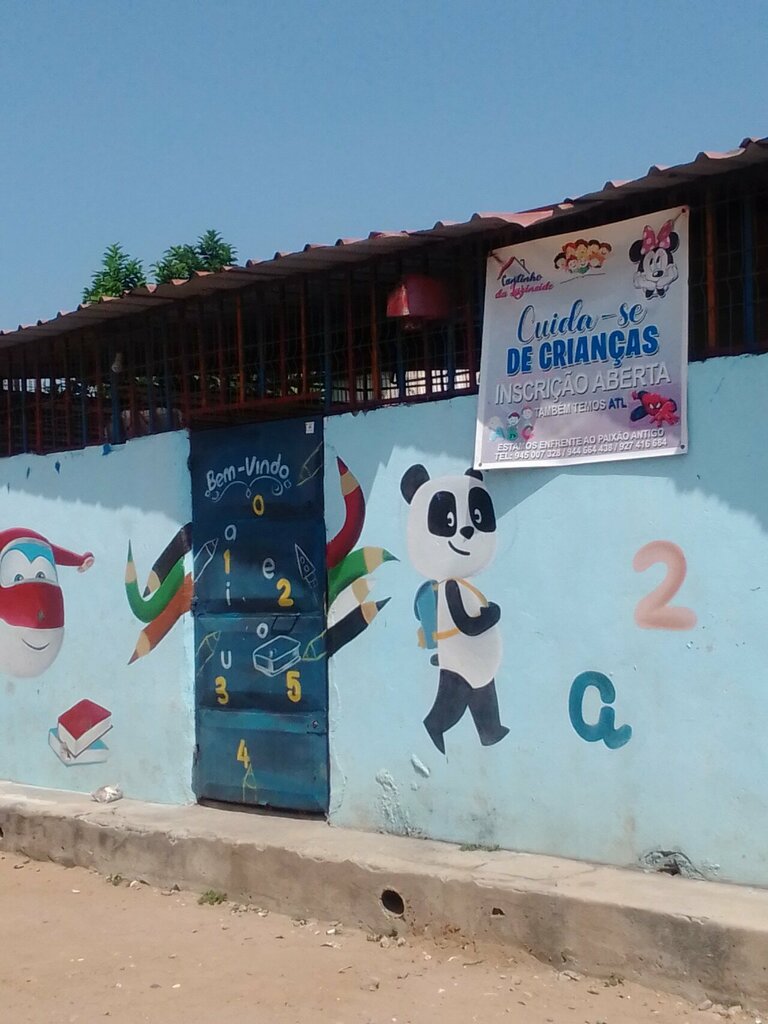 Anaokulları Centro infantil, Loanda, foto