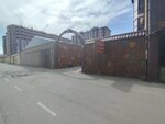 Гостиница Пещера (Nasrutdinova Avenue No:252А), otel  Makhachkala'dan