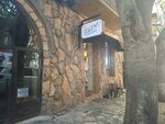 კადო • Kado (Napareuli Street No:3ა), suşi restoranı  Tiflis'ten